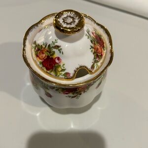 Royal Albert | Kitchen | Vintage Royal Albert Old Country Rose Sugar ...
